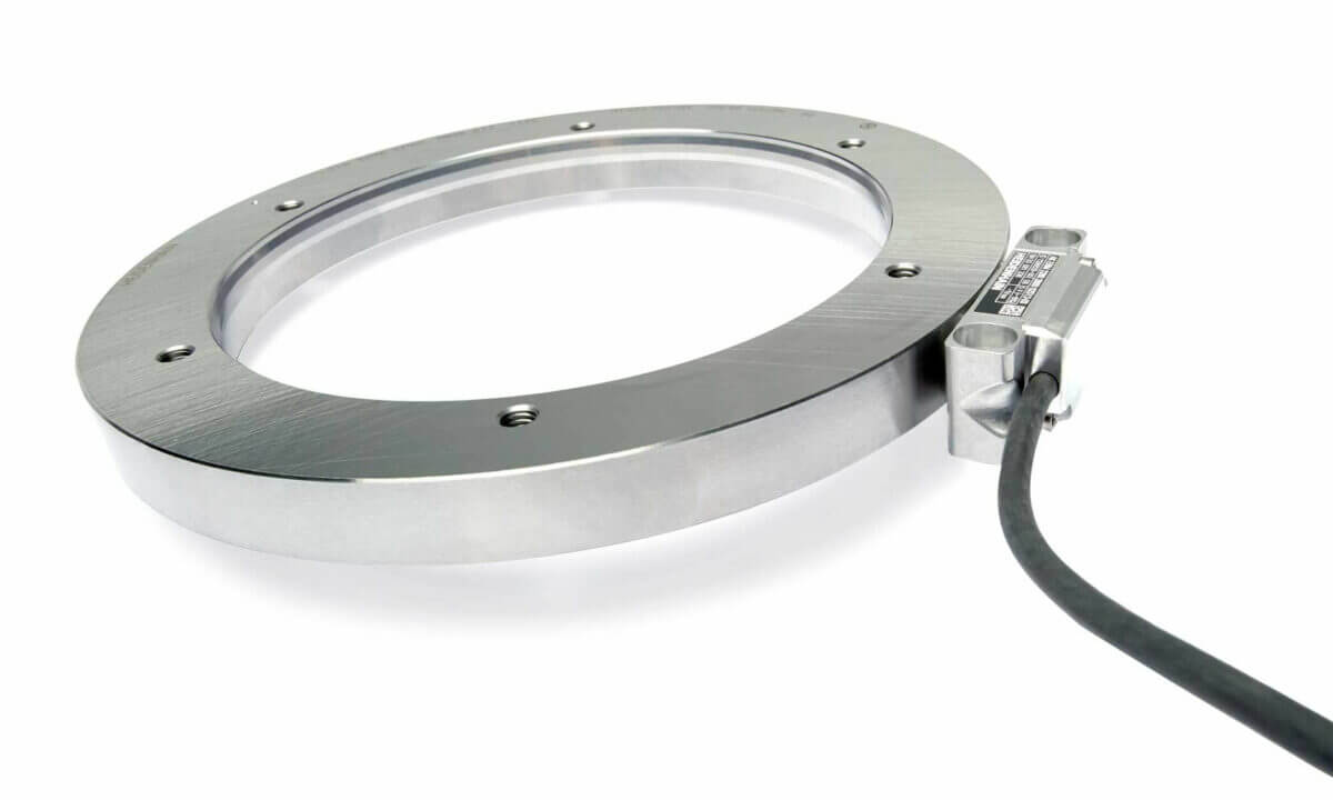 Magnetic spindle encoder now with Functional Safety - HEIDENHAIN